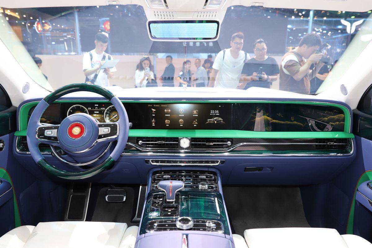 全新红旗L5首辆样车正式下线，搭载4.0T V8发动机，售价多少合适？_搜狐汽车_搜狐网