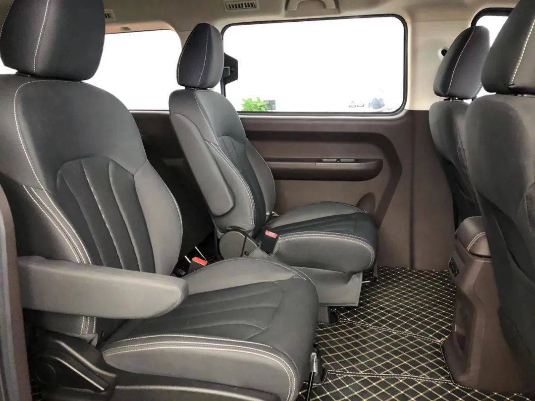 主打超值实用，BAW全新皮卡、MPV 8AT西区上市，8.78万元起_搜狐汽车_搜狐网