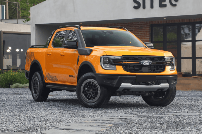 晚到却是一流，畅销全球180国，配2.3T+8AT+全时四驱，剑指长城炮_搜狐汽车_搜狐网