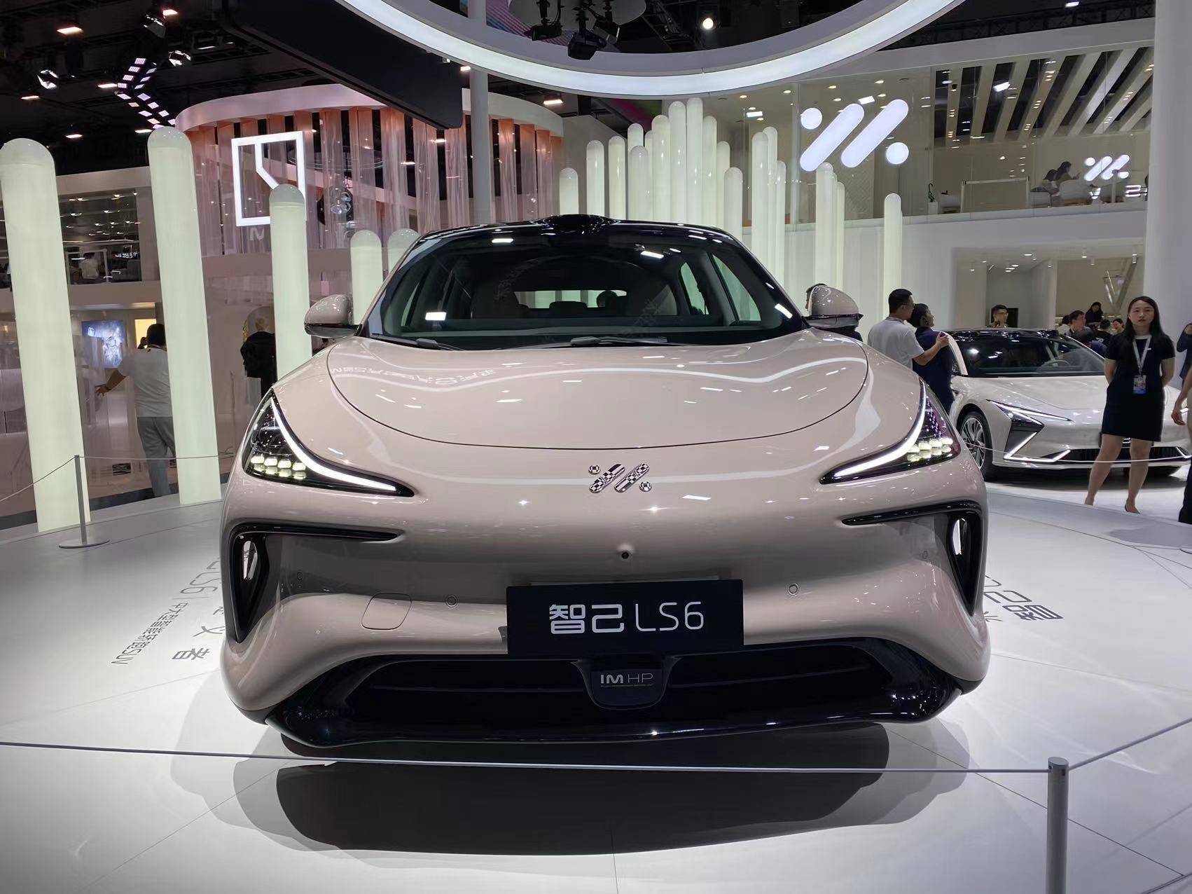 2023成都车展｜预售区间23万-30万元，智己LS6全球首秀_搜狐汽车_搜狐网