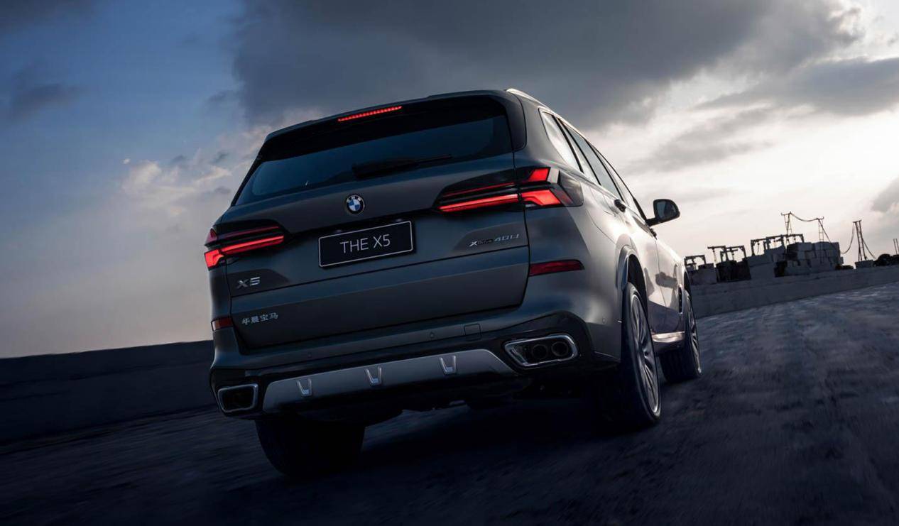 60-80万选SUV：改款宝马X5动力变强但也贵了，还值得买吗？_搜狐汽车_搜狐网