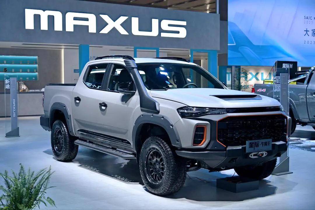 配备电子外后视镜 上汽大通MAXUS电动MPV大家7售价25.98万元起_搜狐汽车_搜狐网