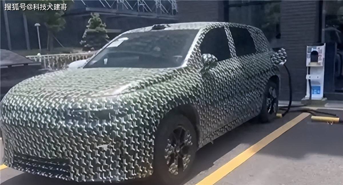 中大型SUV零跑B11即将亮相慕尼黑；华为智界S7内饰曝光_搜狐汽车_搜狐网