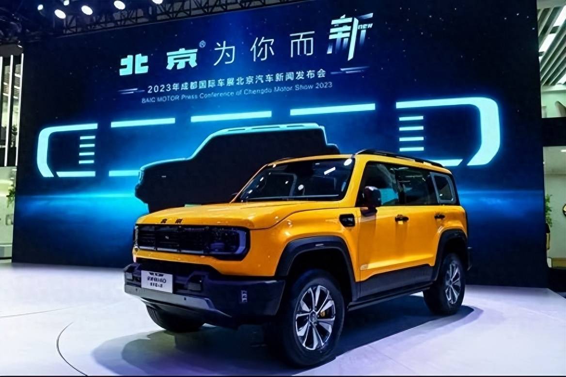 越野老炮大变身，刚毅面孔下的潮野派——全新BJ40设计解读_搜狐汽车_搜狐网