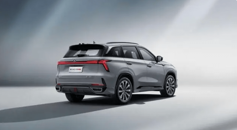 同为10-15万级SUV，第三代哈弗H6、CS75 PLUS全维大比拼，看完就知怎么选_搜狐汽车_搜狐网