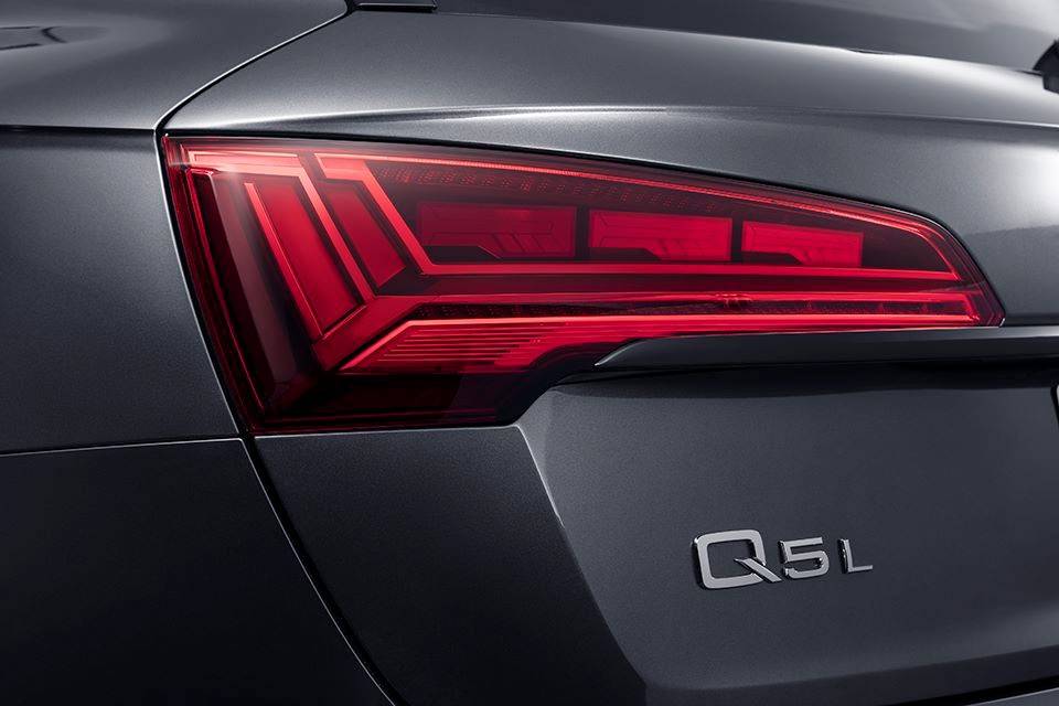 40万预算选豪华SUV，Q5L还值不值得买？看完有答案了_搜狐汽车_搜狐网