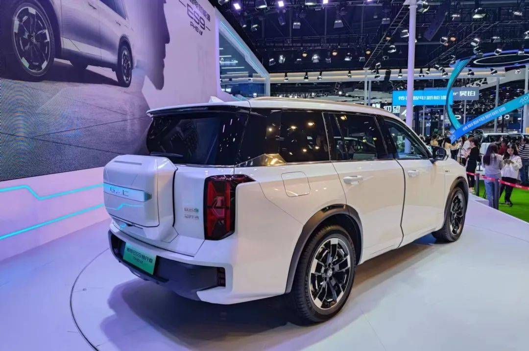 搭载2.0T插混！传祺ES9预售22.98万起_搜狐汽车_搜狐网