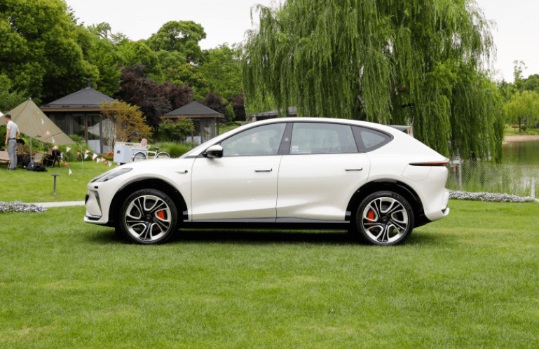 智己LS7新增两款车型，售价28.98万起，哪款值得入手？_搜狐汽车_搜狐网