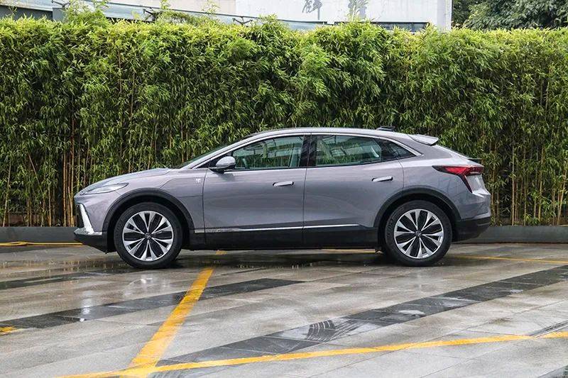 续航620KM+30英寸屏，别克E4不足19万，为何没人买？_搜狐汽车_搜狐网