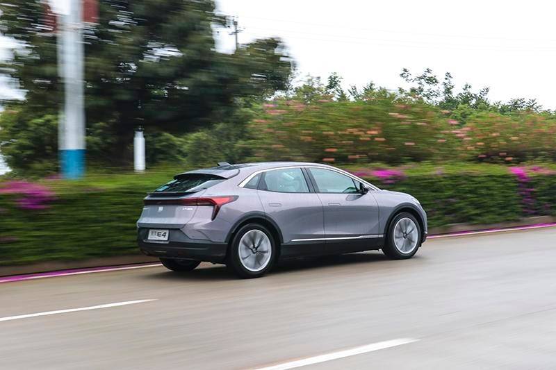 续航620KM+30英寸屏，别克E4不足19万，为何没人买？_搜狐汽车_搜狐网