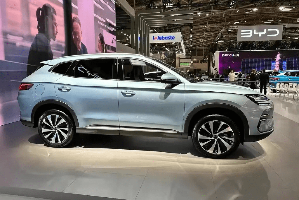 长安启源首款SUV，Q05实车曝光，对标宋PLUS？_搜狐汽车_搜狐网