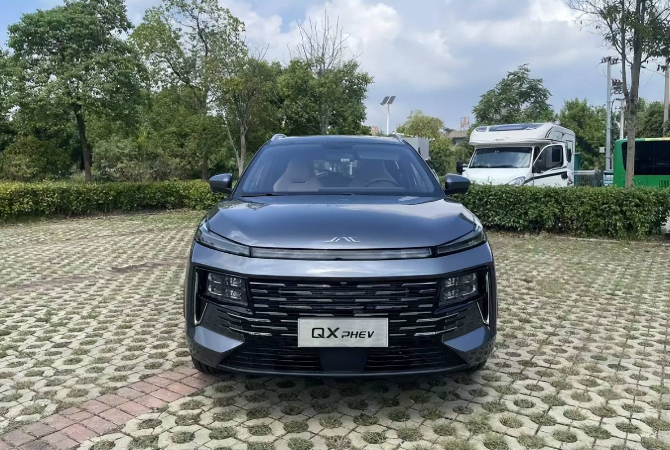 比亚迪+华为，不得不说江淮QX PHEV真的是一款“宝藏电混”SUV_搜狐汽车_搜狐网