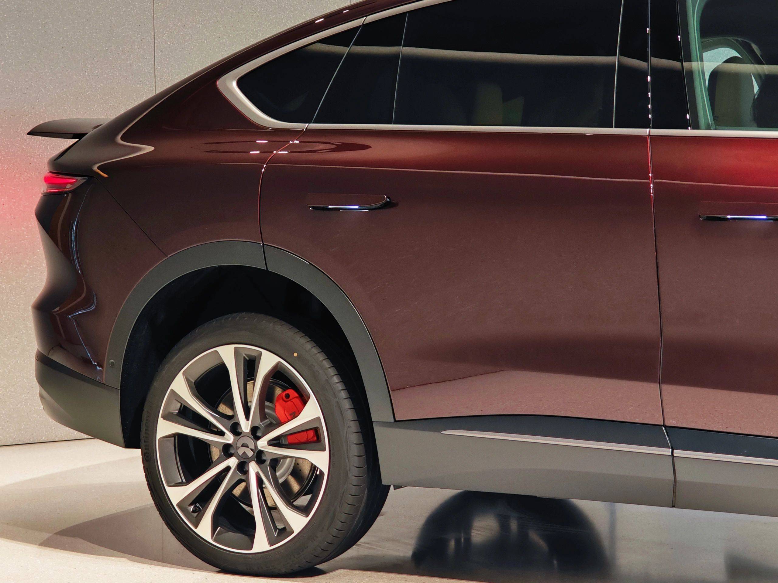 这可能是我看过最好看的红了，EC7的M42星云红_搜狐汽车_搜狐网