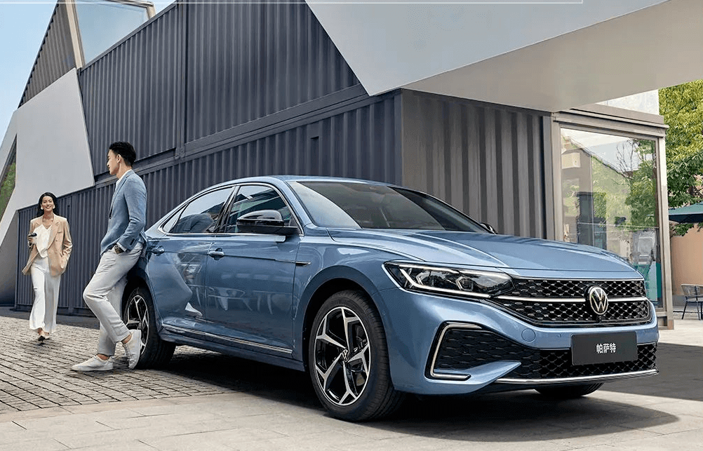 升级！一马当先 当然帕萨特，新增星夜蓝车色，与雅阁拉开差距_搜狐汽车_搜狐网