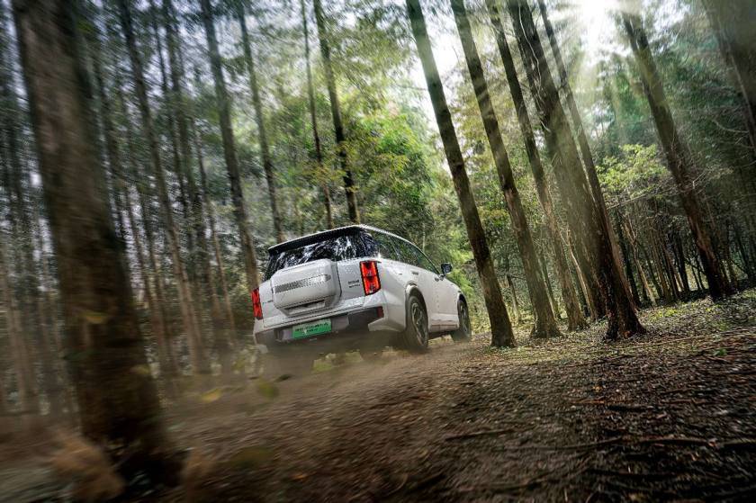 掀翻25万级新能源SUV市场天花板，传祺ES9上市22.98万起售_搜狐汽车_搜狐网