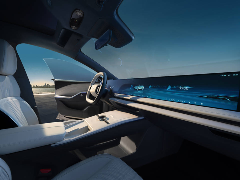 搭载高通骁龙8295芯片，SEA架构打造，吉利银河E8实车亮相_搜狐汽车_搜狐网