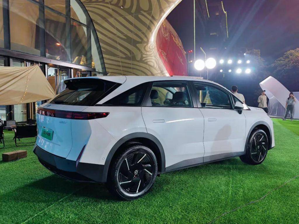 大空间＋520km，14.19万元起上市的启辰VX6能战不？_搜狐汽车_搜狐网