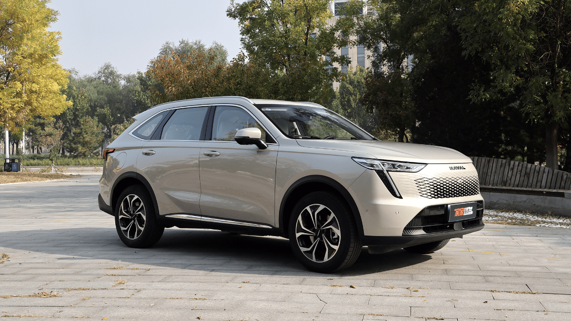 哈弗枭龙MAX与比亚迪宋PLUSDM-i，谁是15万级新能源SUV首选？_搜狐汽车_搜狐网