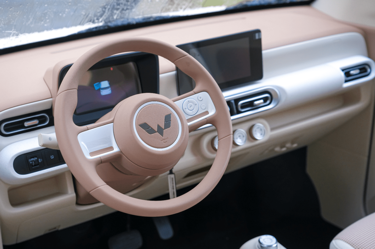 有颜、有料、有品，还便宜，全新宏光MINIEV值得一等！_搜狐汽车_搜狐网