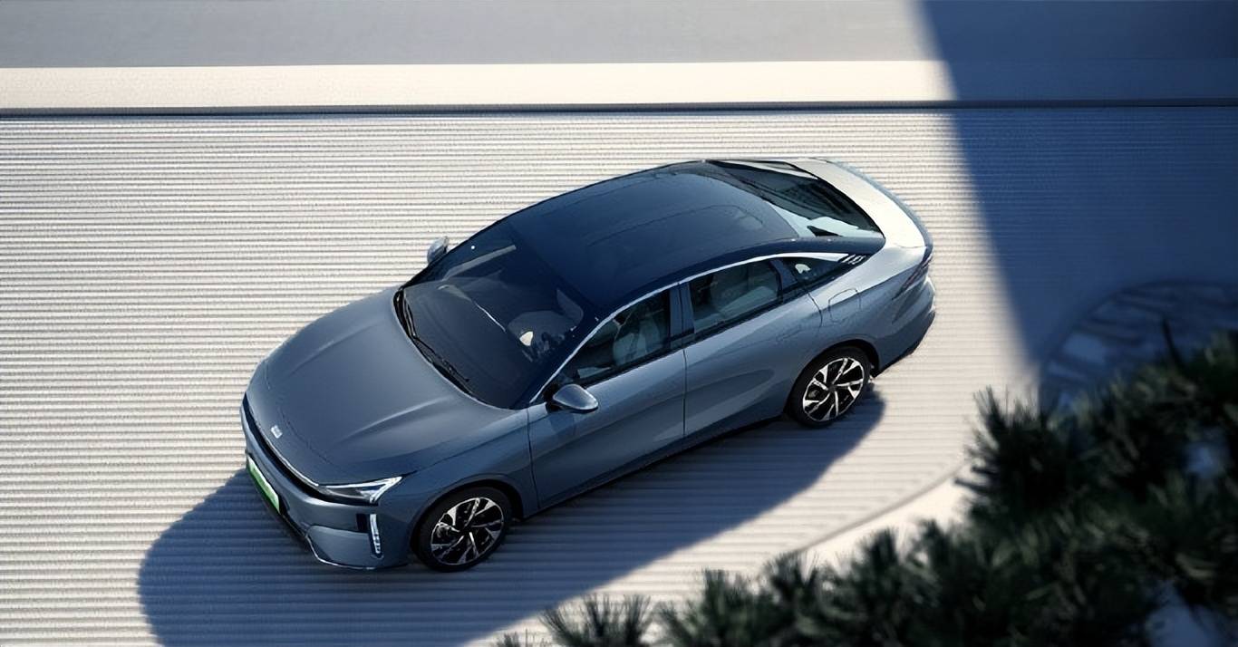 银河L6解决性能油耗平衡，秦PLUS DMI不败神话要破了？_搜狐汽车_搜狐网