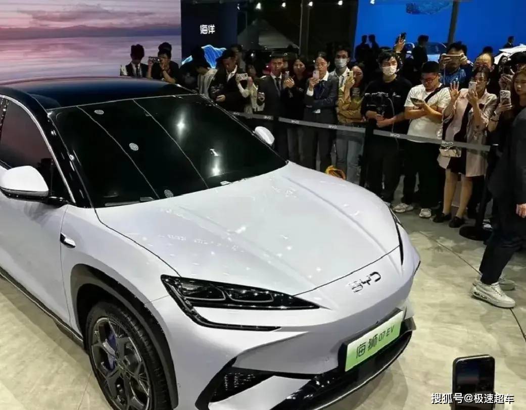 比亚迪全新运动SUV，海狮07EV登场，纯电轿跑SUV，造型很有竞争力_搜狐汽车_搜狐网