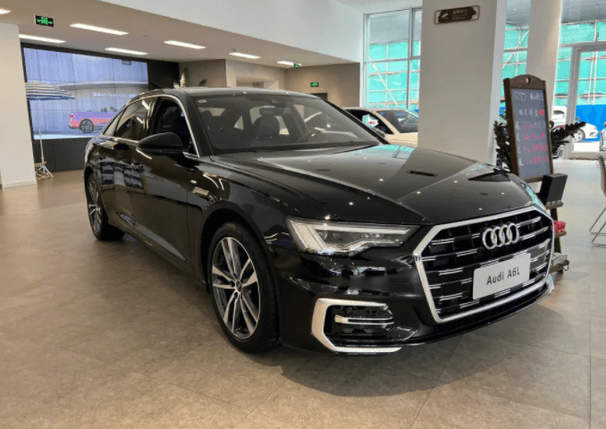 中国品牌冲击高端的里程碑车型，阿维塔12与奥迪A6L孰优孰劣？_搜狐汽车_搜狐网