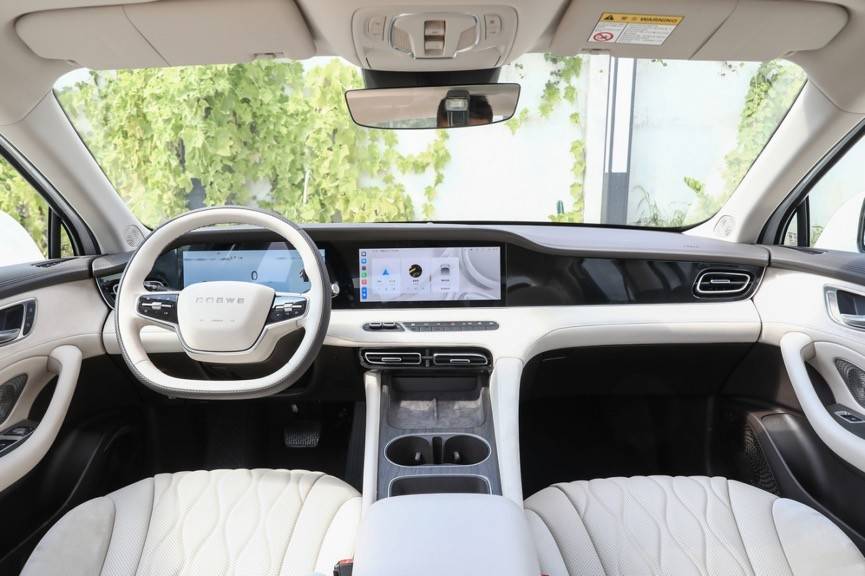 比亚迪秦PLUS EV赢在起跑线，荣威D7 EV直接弯道超车_搜狐汽车_搜狐网