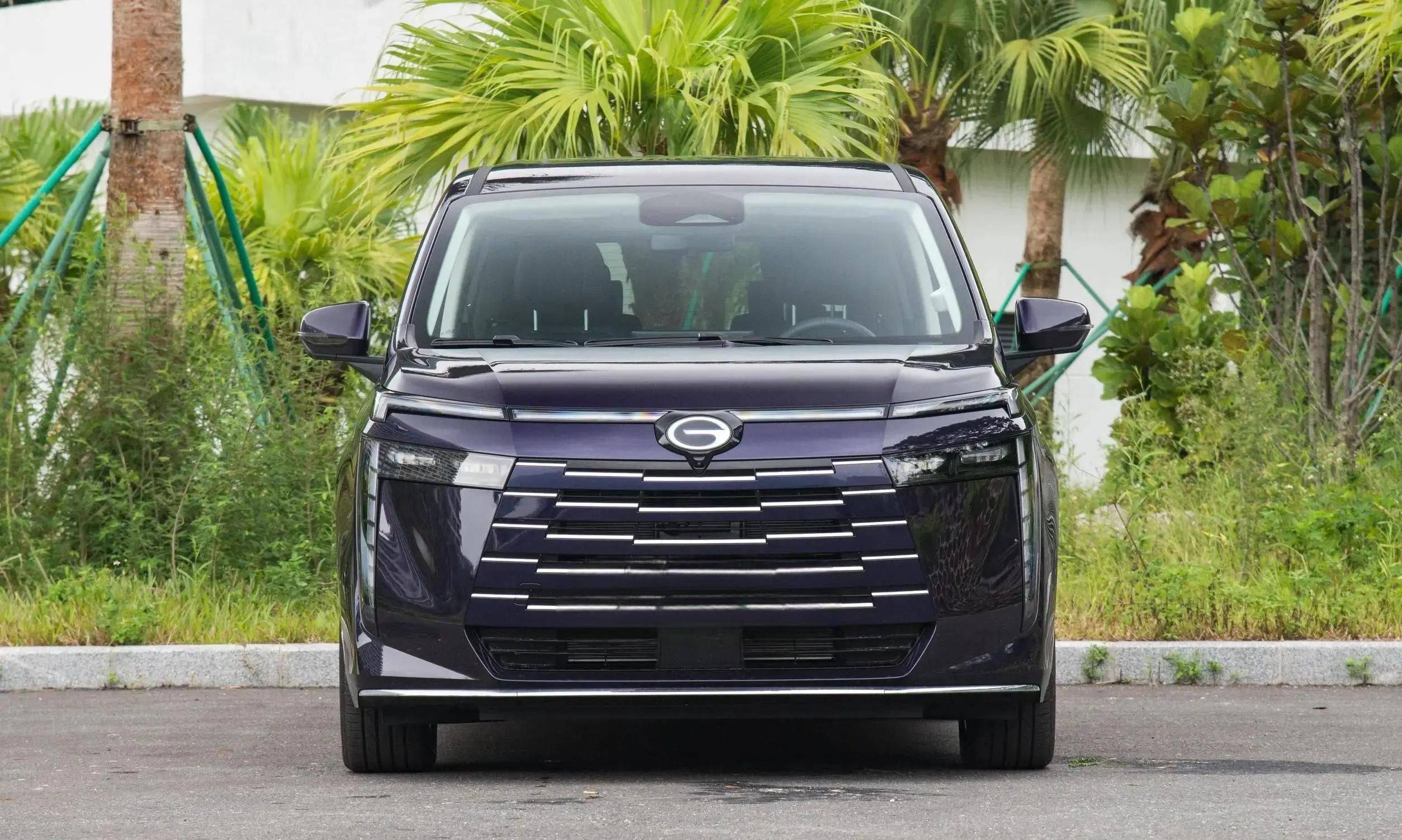 传祺E8 PHEV首批用户福音：中型插电混动MPV，12月9日起正式交车_搜狐汽车_搜狐网