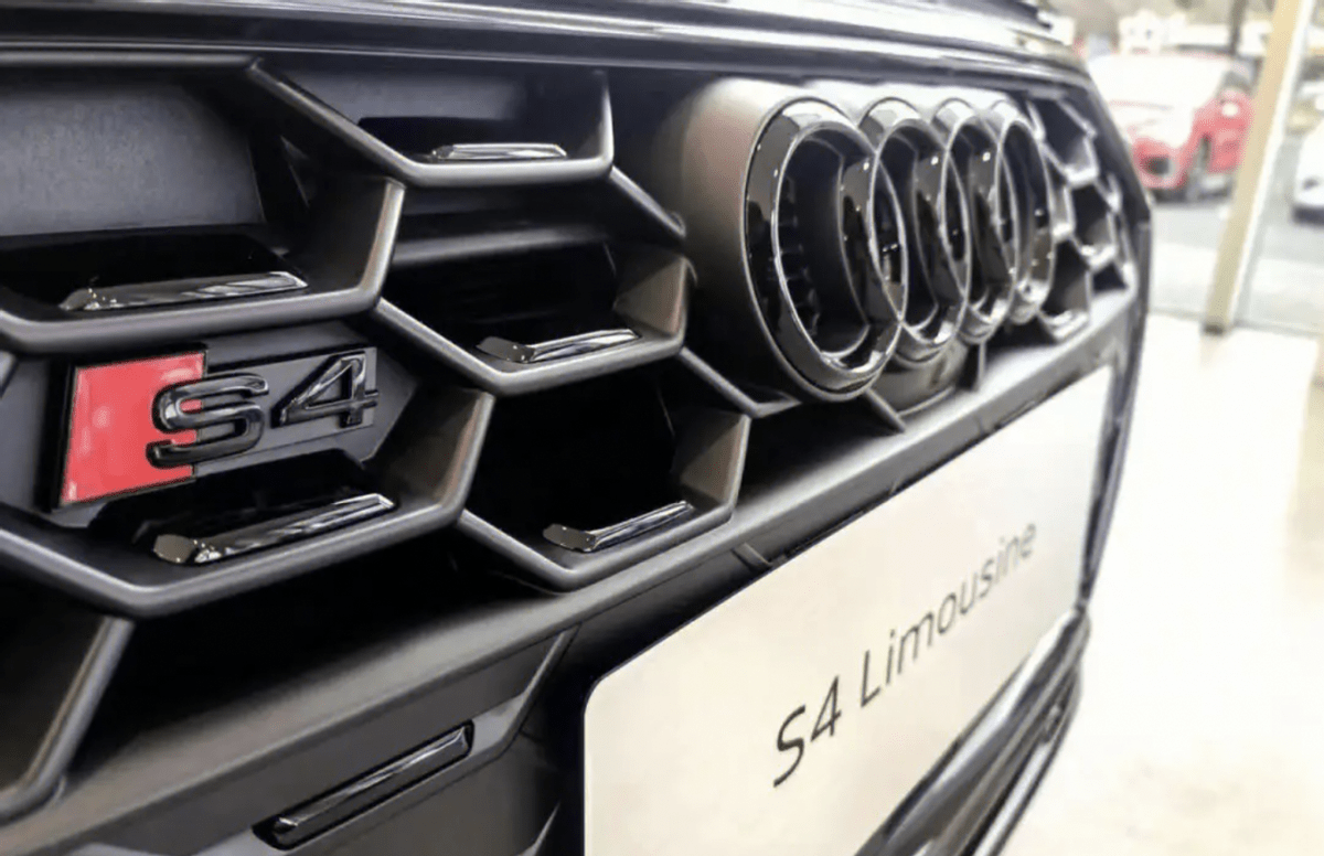 奥迪A4家族新成员，旅行和性能两不耽误_搜狐汽车_搜狐网