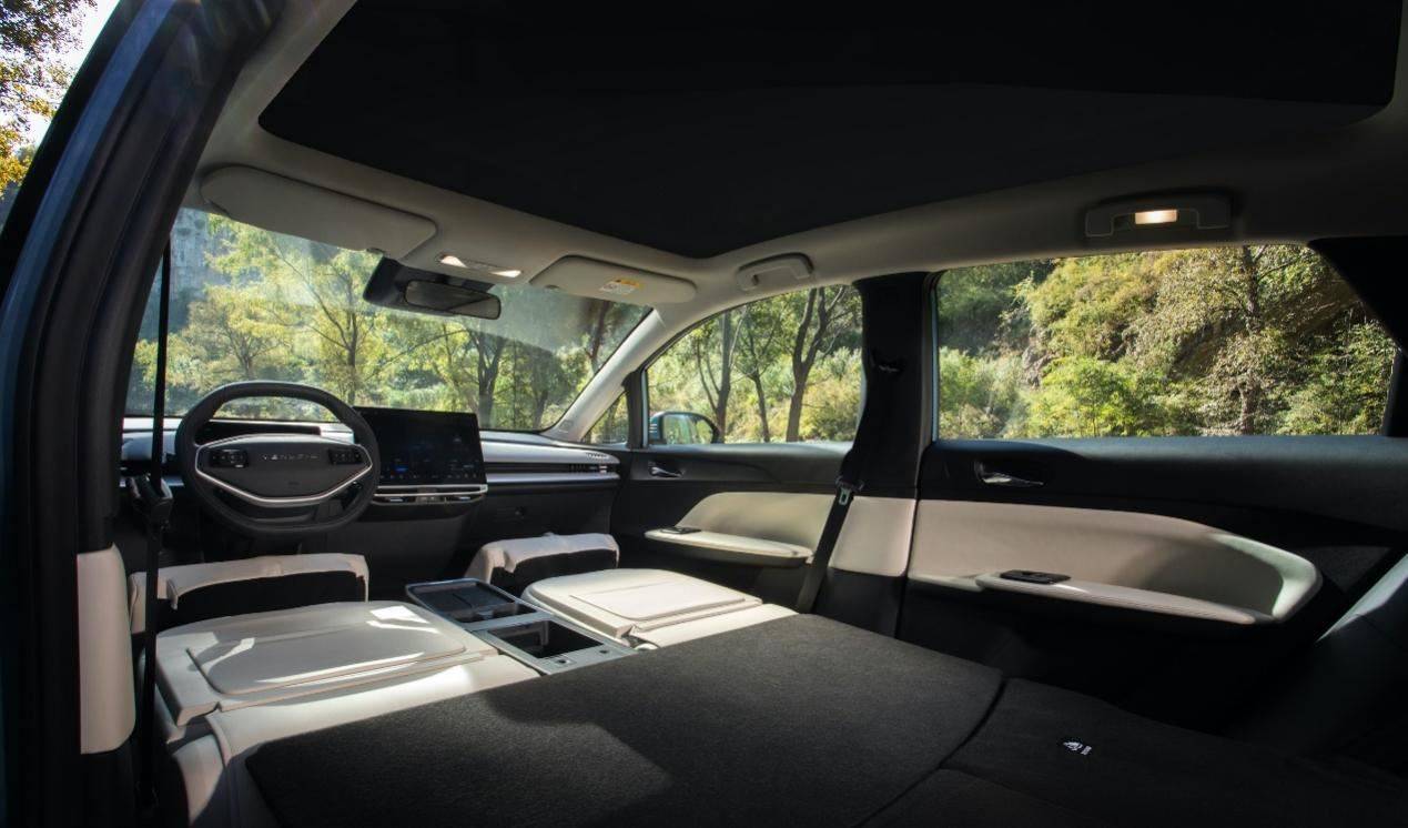 “智能百变纯电SUV”启辰VX6 驾乘舒适至上为家庭而来_搜狐汽车_搜狐网