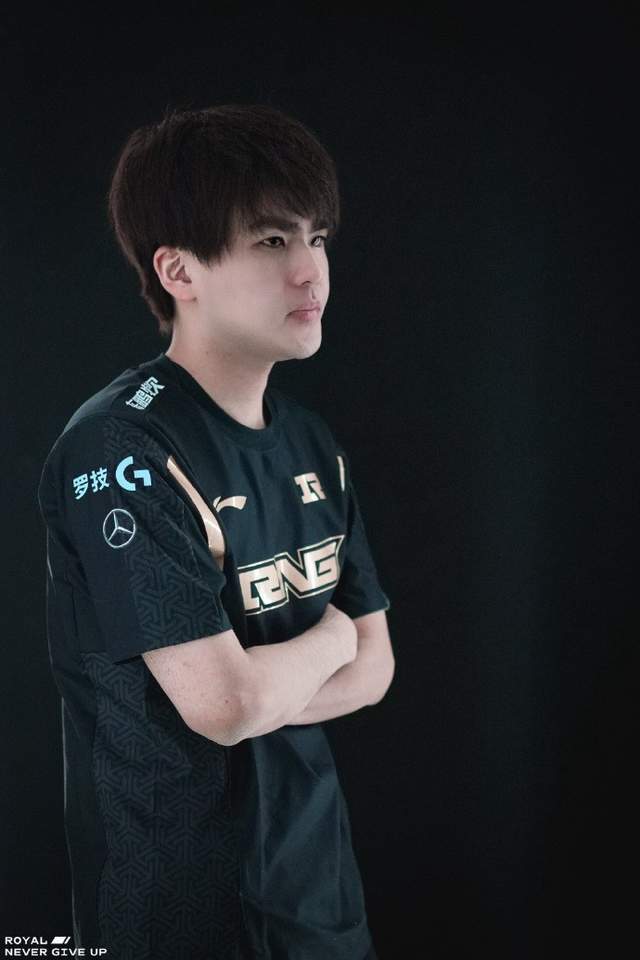 RNG德杯惨败BLG遭淘汰，Lwx战绩糟糕引不满：RNG史上最弱AD！-搜狐大视野-搜狐新闻