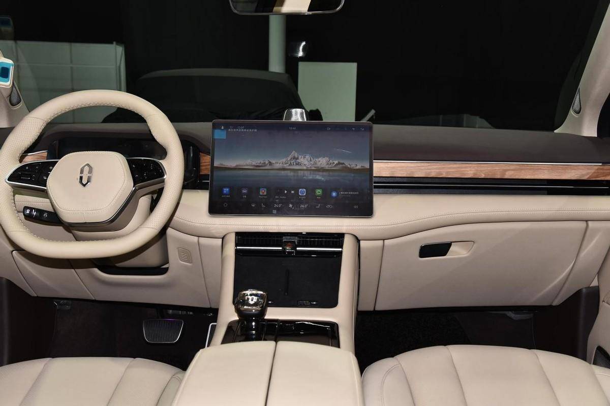 年轻家庭买高品质SUV，大五座+4.8s破百的岚图FREE，能否成首选？_搜狐汽车_搜狐网