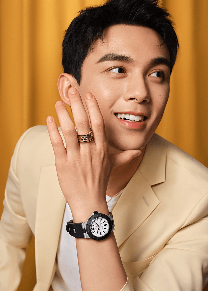 BVLGARI中国品牌代言人吴磊、中国品牌形象大使赵露思 邀你赴约520浪漫之旅_宝格丽