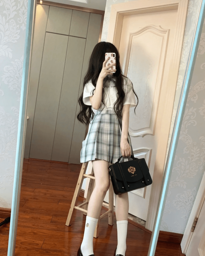 jk的穿搭 yyds-搜狐大视野-搜狐新闻