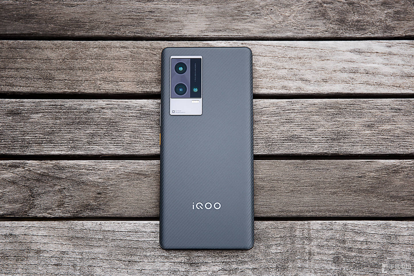 iQOO 8 Pro图赏：“六边形战士”续写赛道传奇-搜狐大视野-搜狐新闻