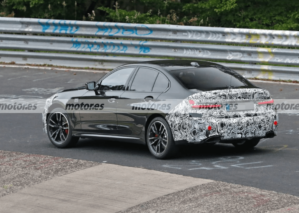 宝马M340 Facelift谍照曝光 预计2023年初上市 柴油/汽油皆可用_搜狐汽车_搜狐网