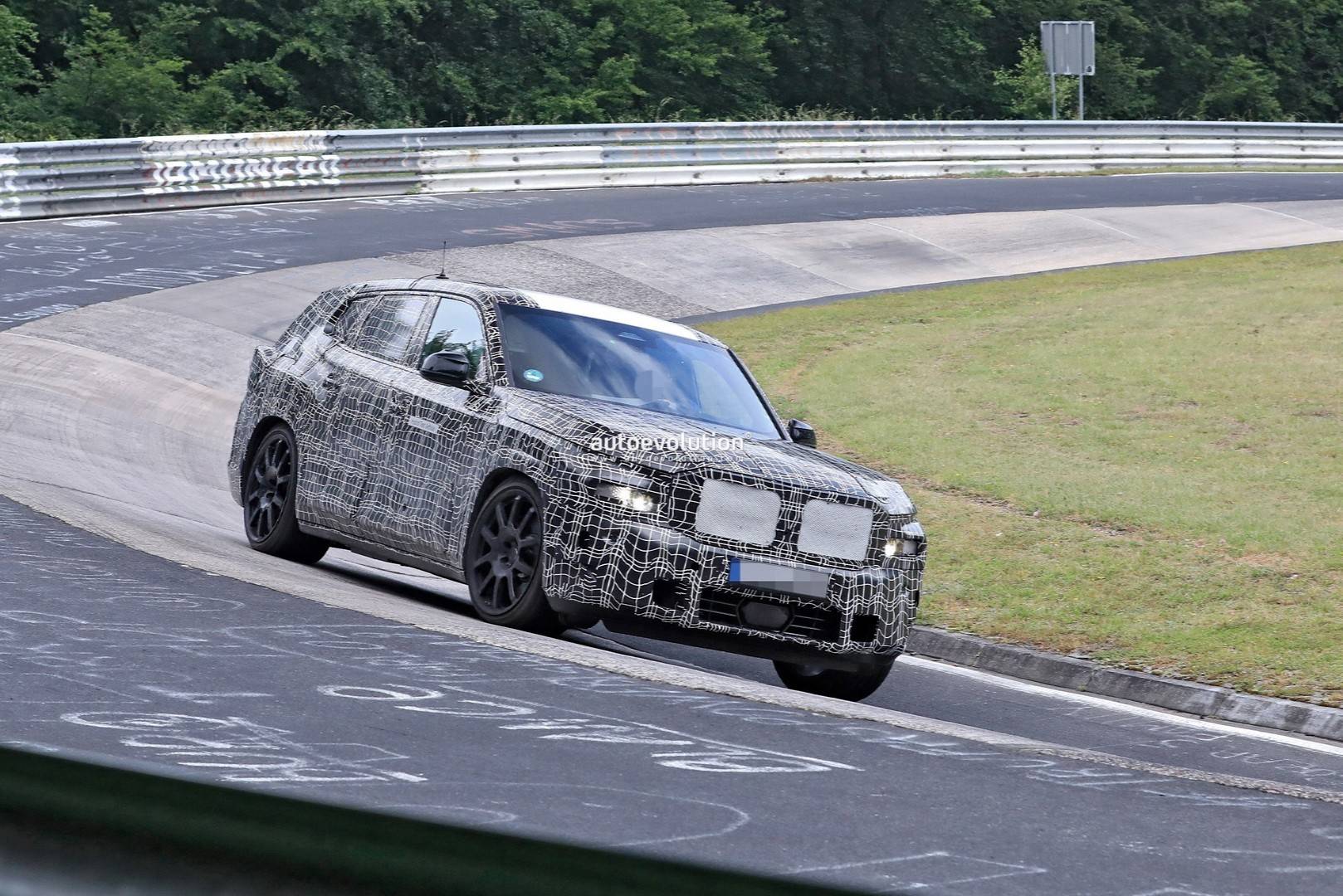 宝马X8M PHEV谍照曝光，或11月29日正式亮相-搜狐大视野-搜狐新闻