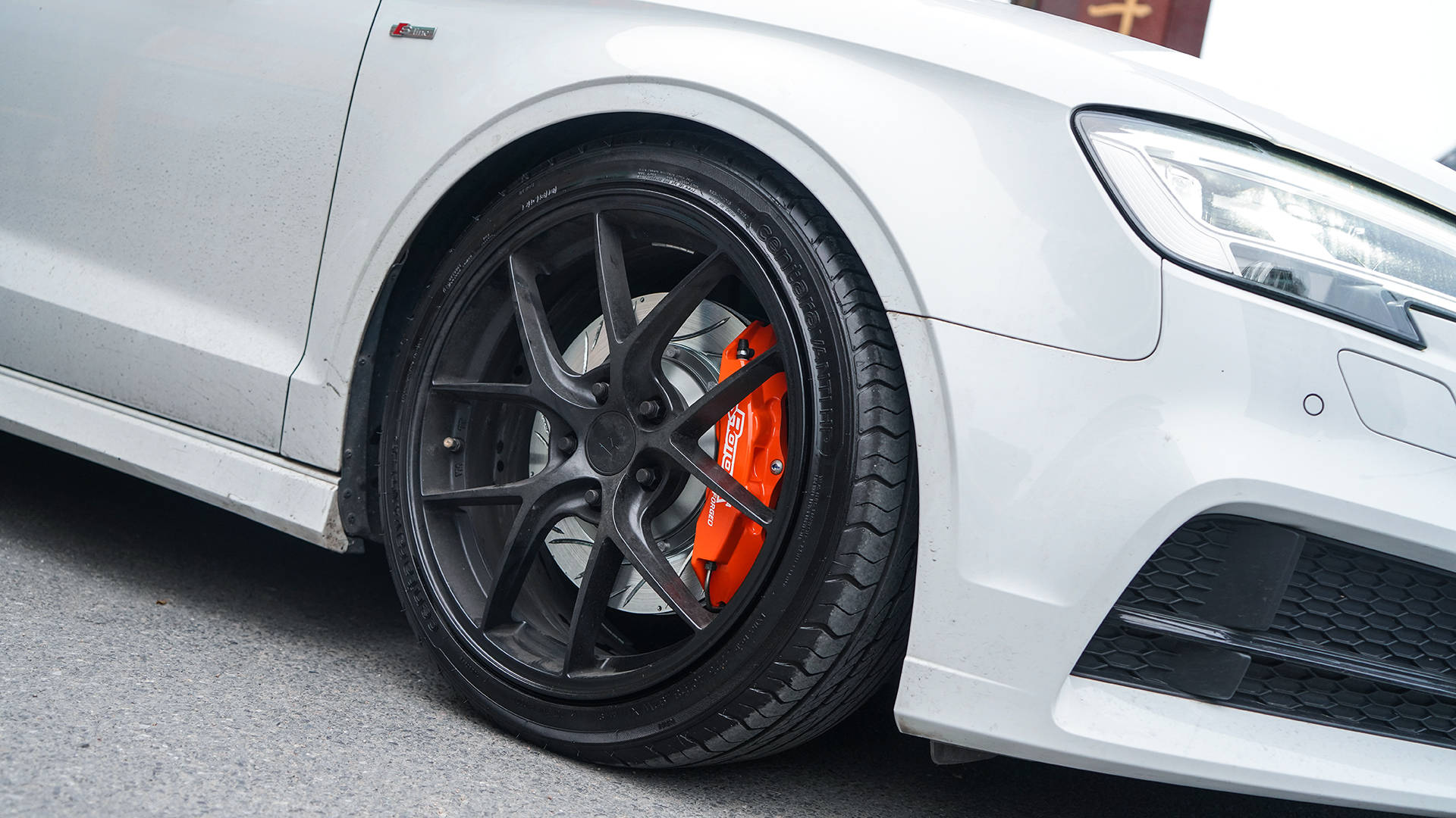 奥迪A3改装升级Rotora刹车 大四活塞卡钳RF403_搜狐汽车_搜狐网