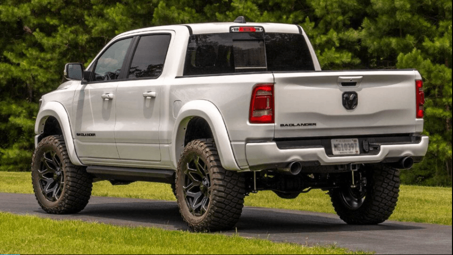 Ram Badlander旨在征服坚固奢华的任何地形 输出功率高达395马力_搜狐汽车_搜狐网