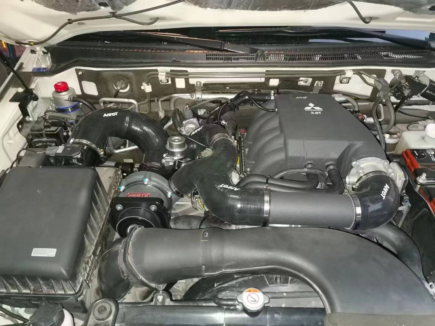 帕杰罗V97全新二代HKS机械增压_搜狐汽车_搜狐网