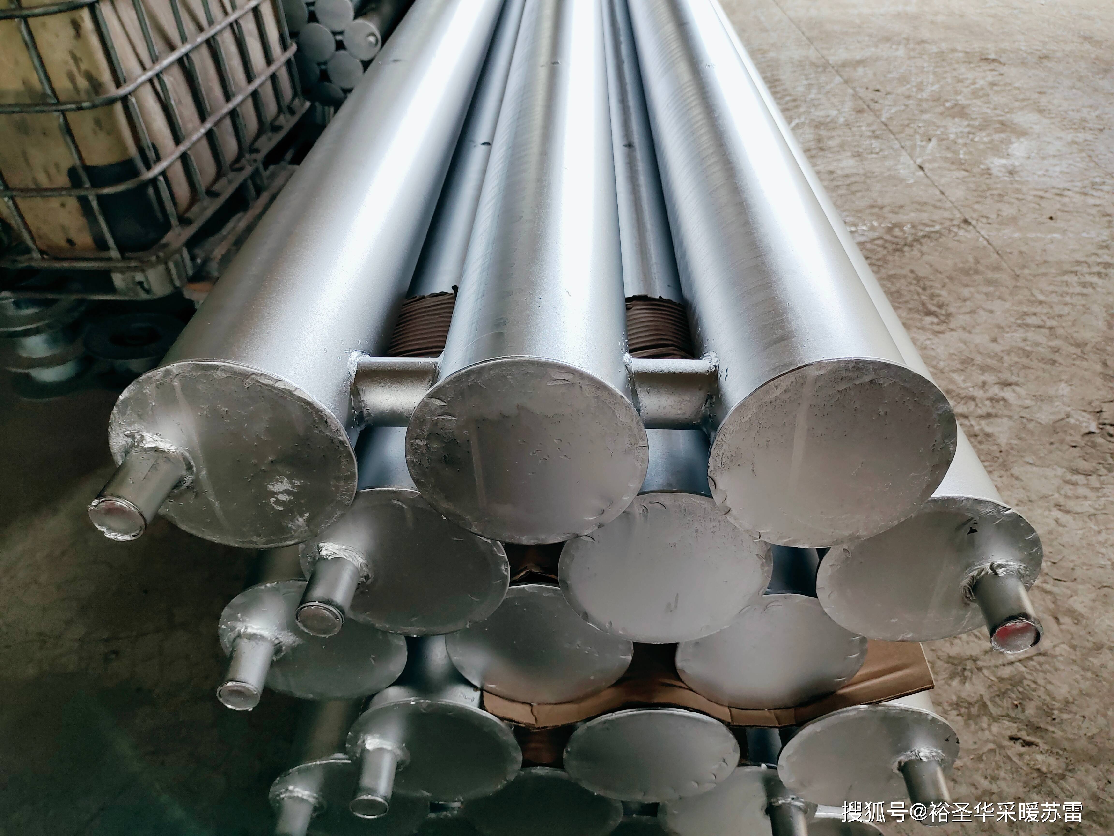 d133_3-7光排管散热器-搜狐大视野-搜狐新闻