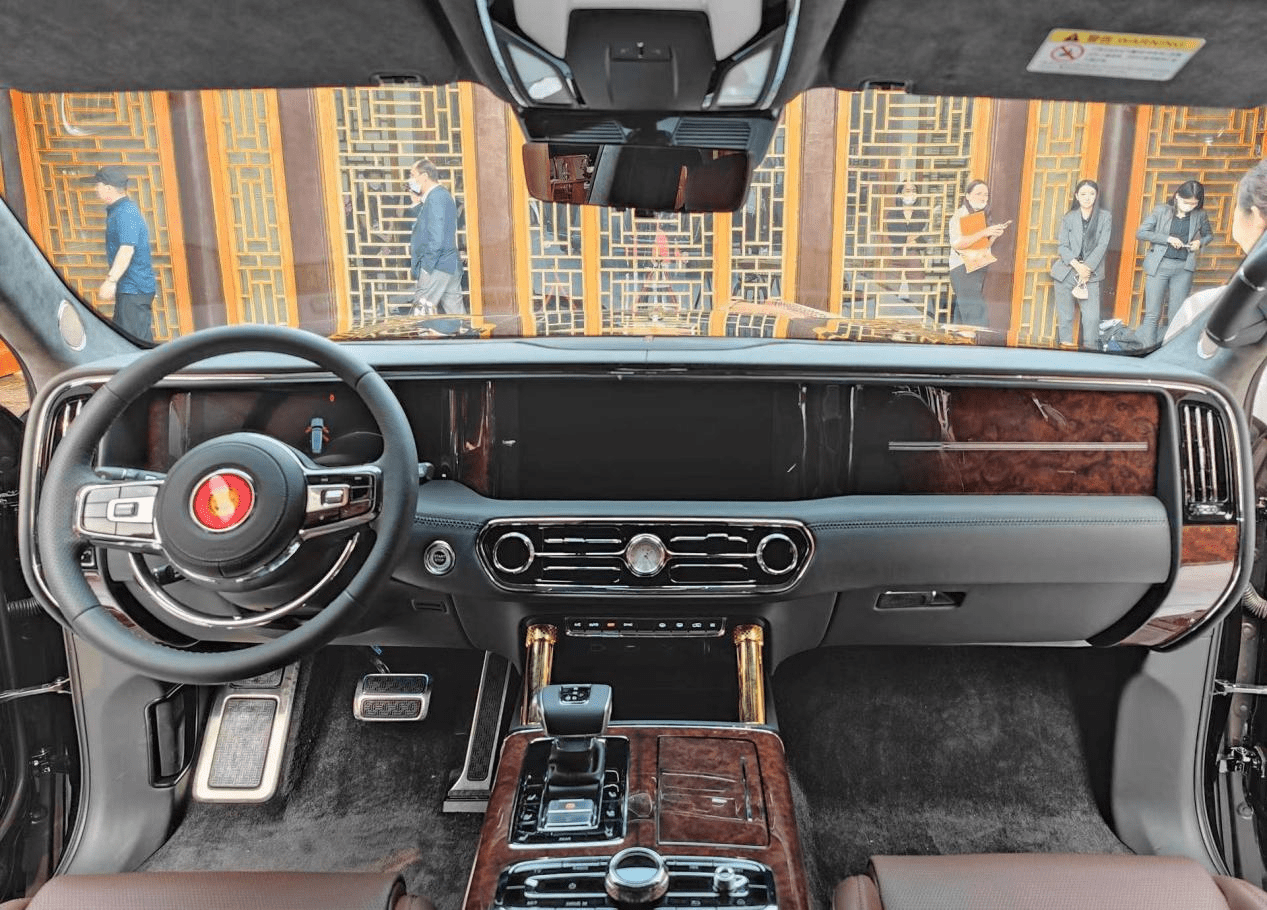 红旗LS7亮相，配4.0T V8发动机，车长超过5.6米_搜狐汽车_搜狐网