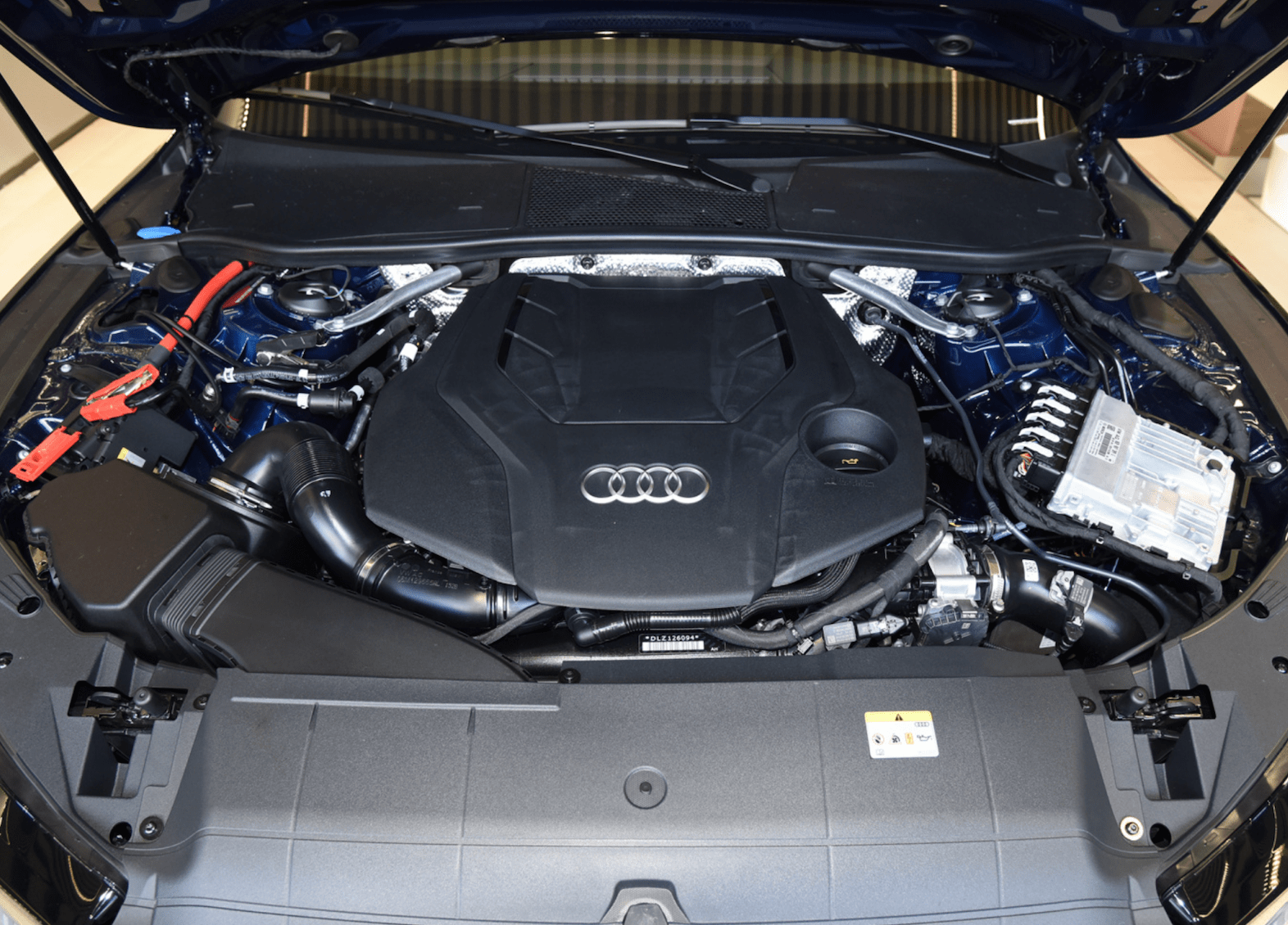 越级而上不一样的风景 奥迪A7L PK玛莎拉蒂Ghibli_搜狐汽车_搜狐网