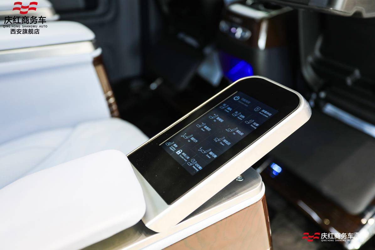 奔驰商务车V260-银河版，王者气场彰显无遗。_搜狐汽车_搜狐网