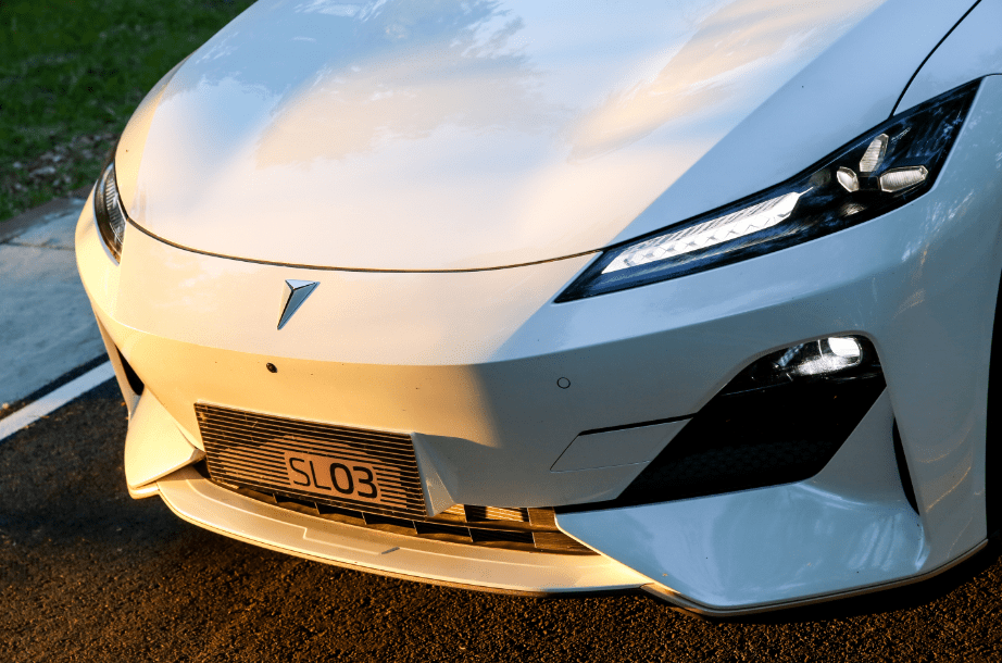 首款战略车型上市，长安深蓝SL03如何讲好电动化时代的新故事？_搜狐汽车_搜狐网