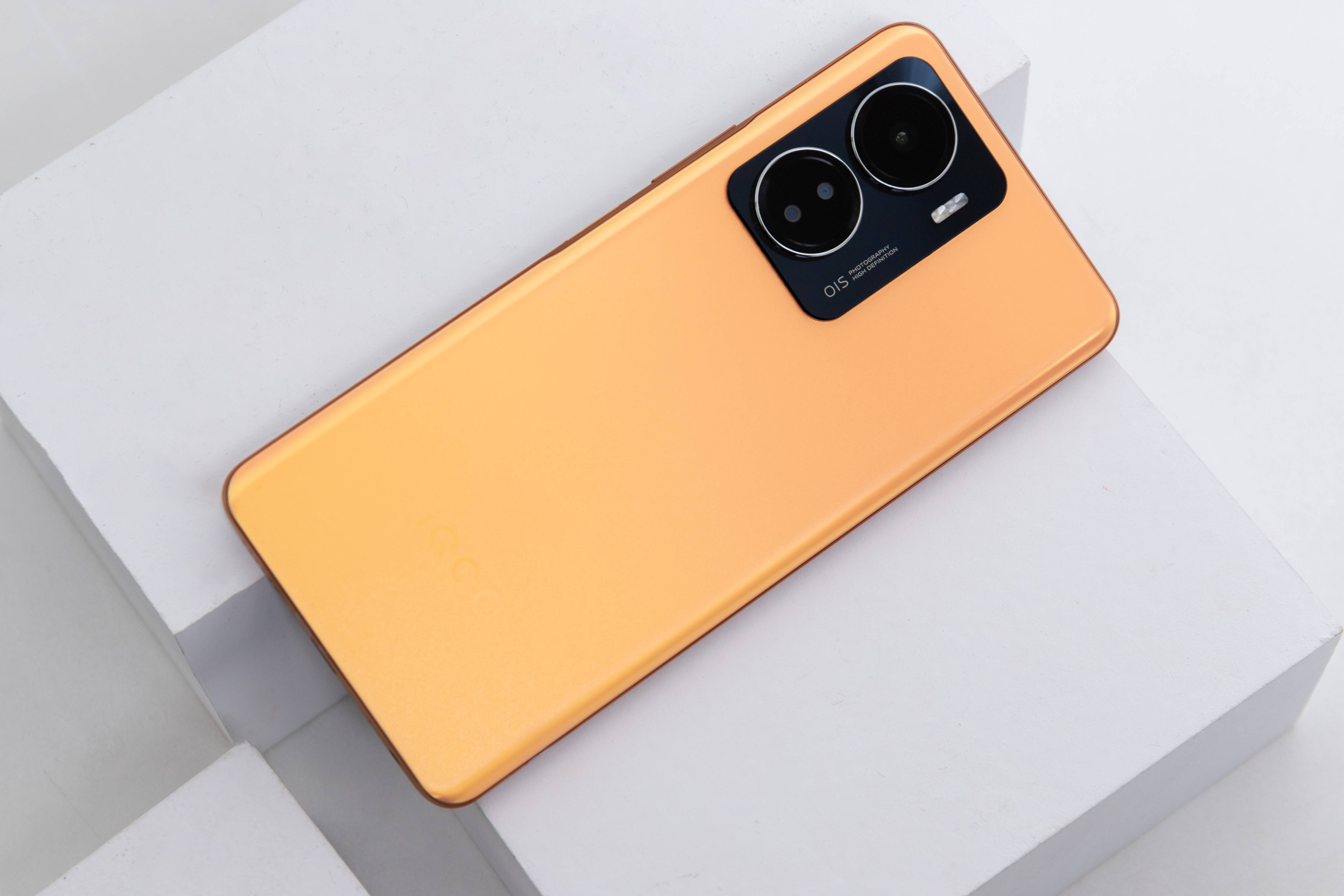 千元级也有80W快充！iQOO Z6图赏-搜狐大视野-搜狐新闻