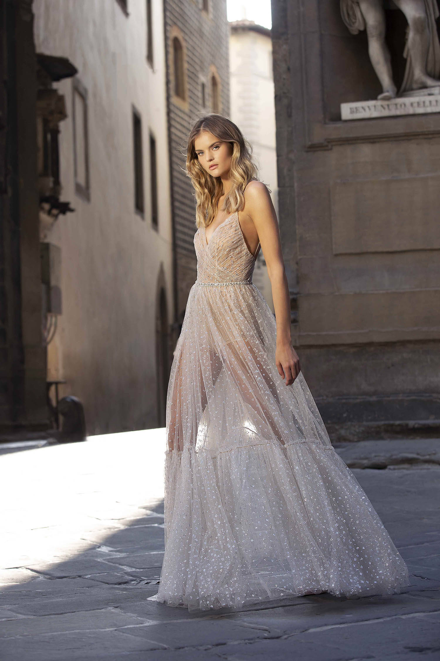 以色列顶奢婚纱品牌Berta Florence系列婚纱3-搜狐大视野-搜狐新闻