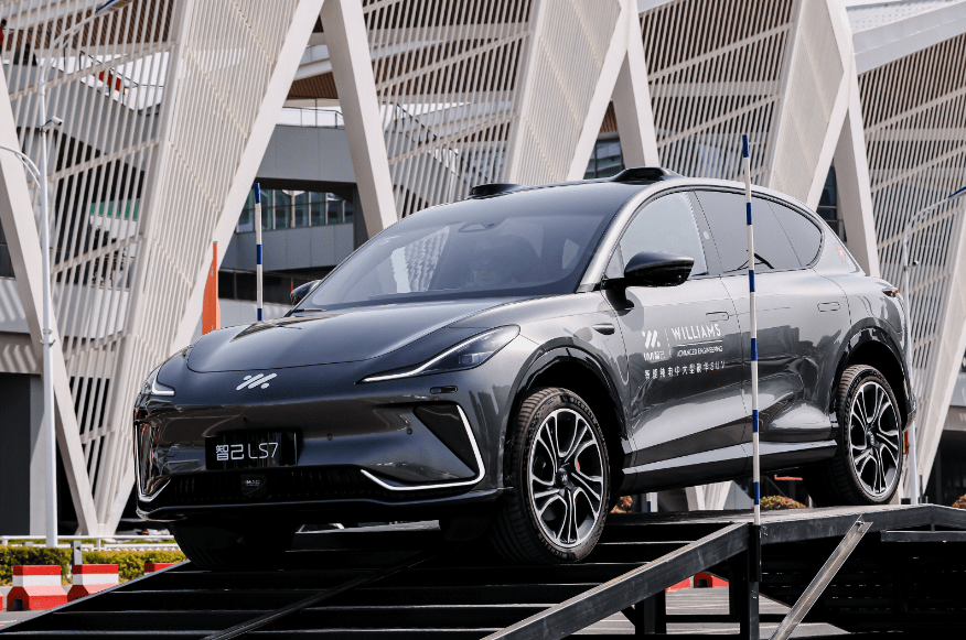 前所未有的SUV3.0——智己LS7私享体验营青岛站_搜狐汽车_搜狐网