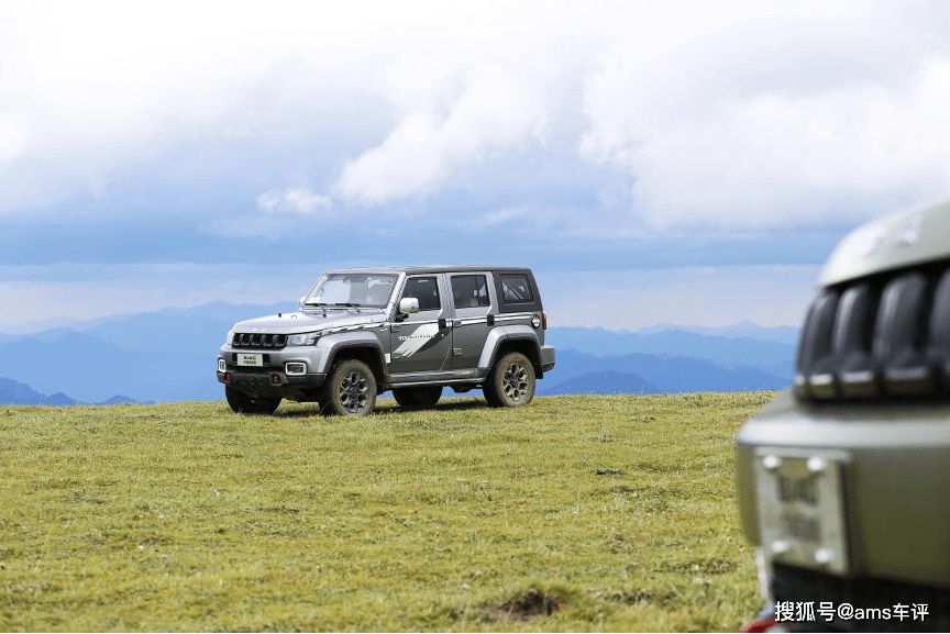 赴十年之约，为何说玩越野绕不开一辆BJ40？_搜狐汽车_搜狐网