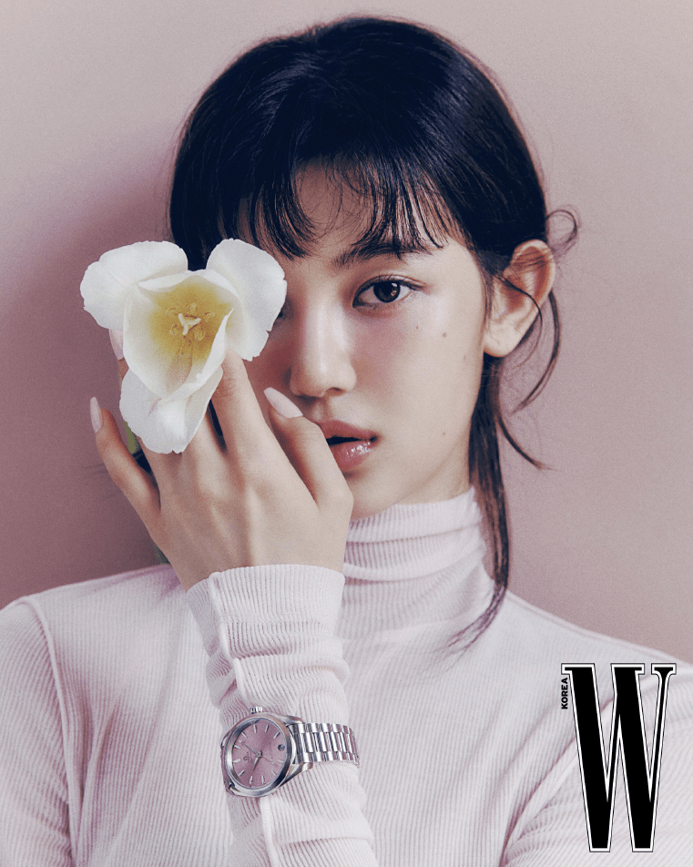 又辣又甜的妹妹！NewJeans成员DANIELLE《W》画报-搜狐大视野-搜狐新闻
